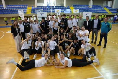Πρωταθλήτριες Ελλάδας οι ομάδες βόλεϊ αγοριών και κοριτσιών του ...